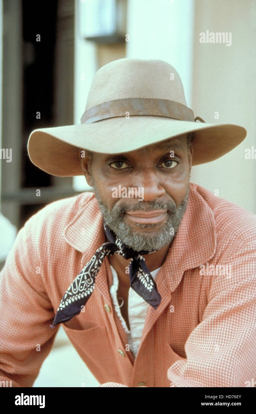 FATHER MURPHY, Moses Gunn, 1981-1983, © NBC / Courtesy: Everett ...