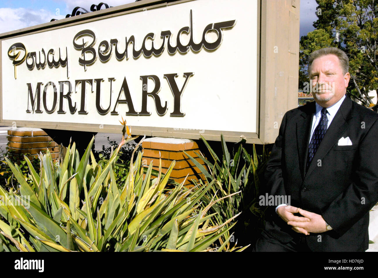 FAMILY PLOTS, Rick Sadler, 2004-05. © A&E / Courtesy: Everett ...