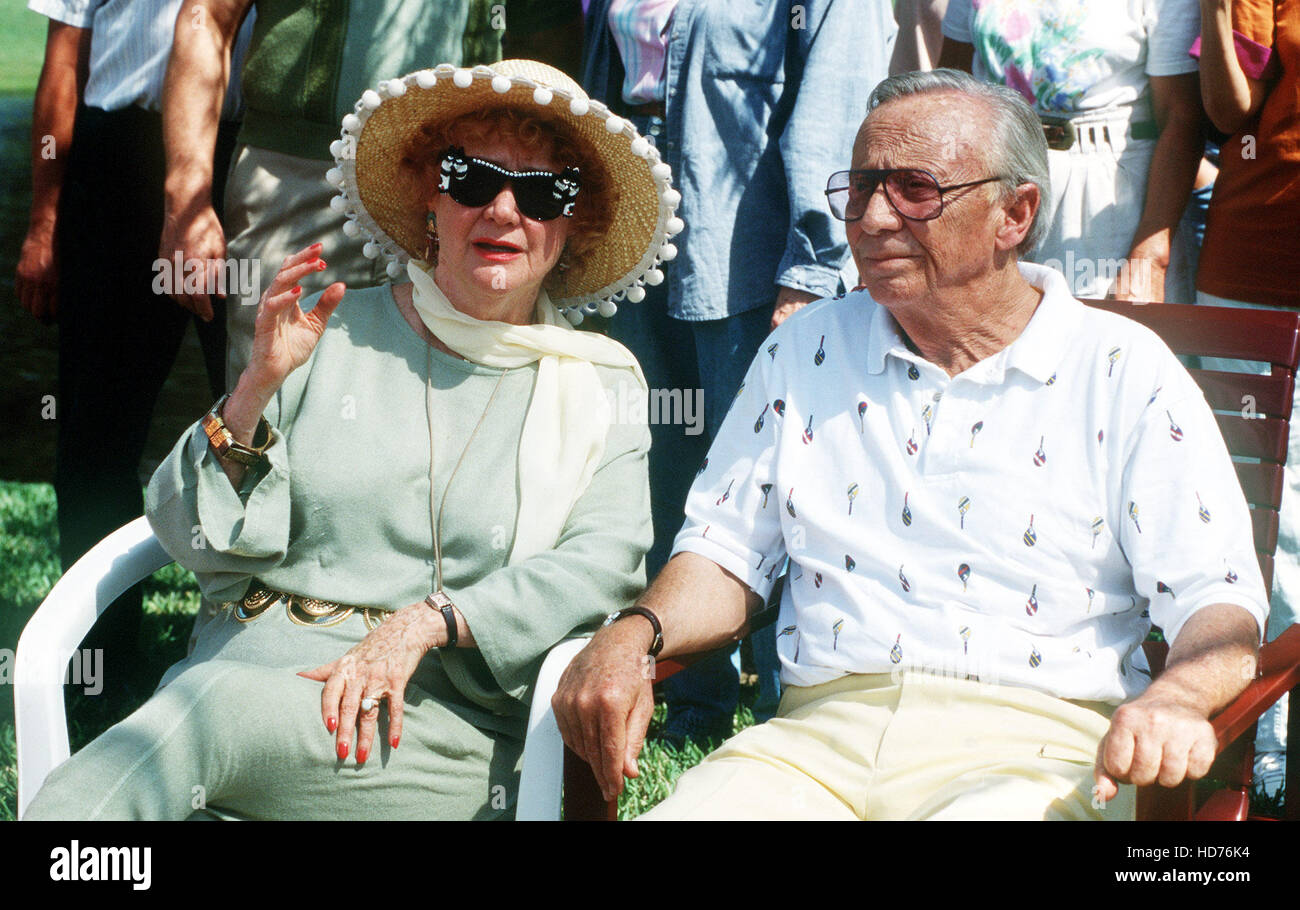 FAMILY REUNION: A RELATIVE NIGHTMARE, Dody Goodman, Norman Fell, 1995 ...
