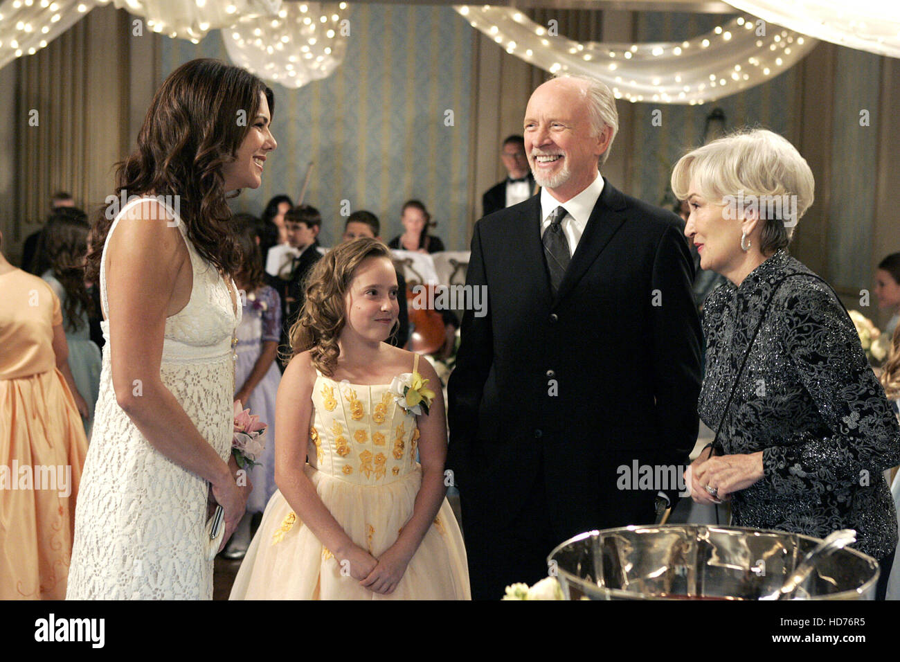 GILMORE GIRLS, Lauren Graham, Hannah Heigh Dworkin, James Hornbeck ...