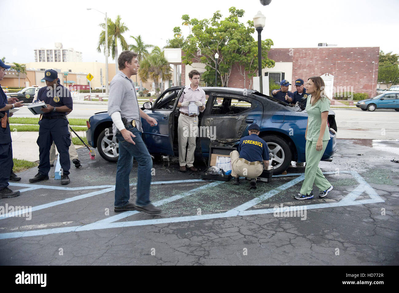 THE GLADES, (front, from left): Matt Passmore, Kiele Sanchez, 'Family ...
