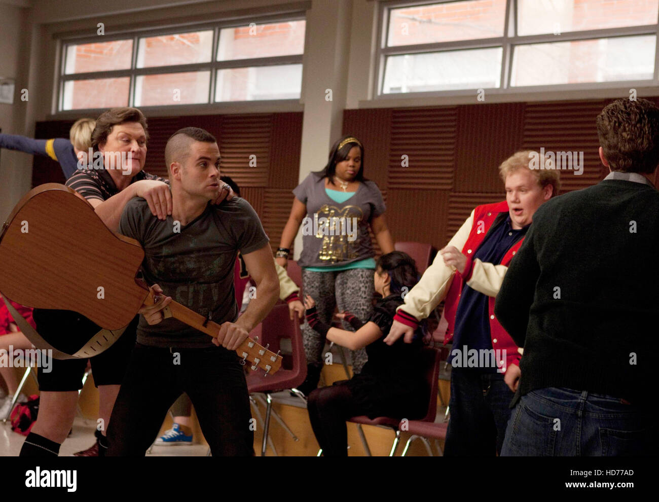 GLEE, Dot-Marie Jones (2nd from left), Mark Salling (3rd from left ...