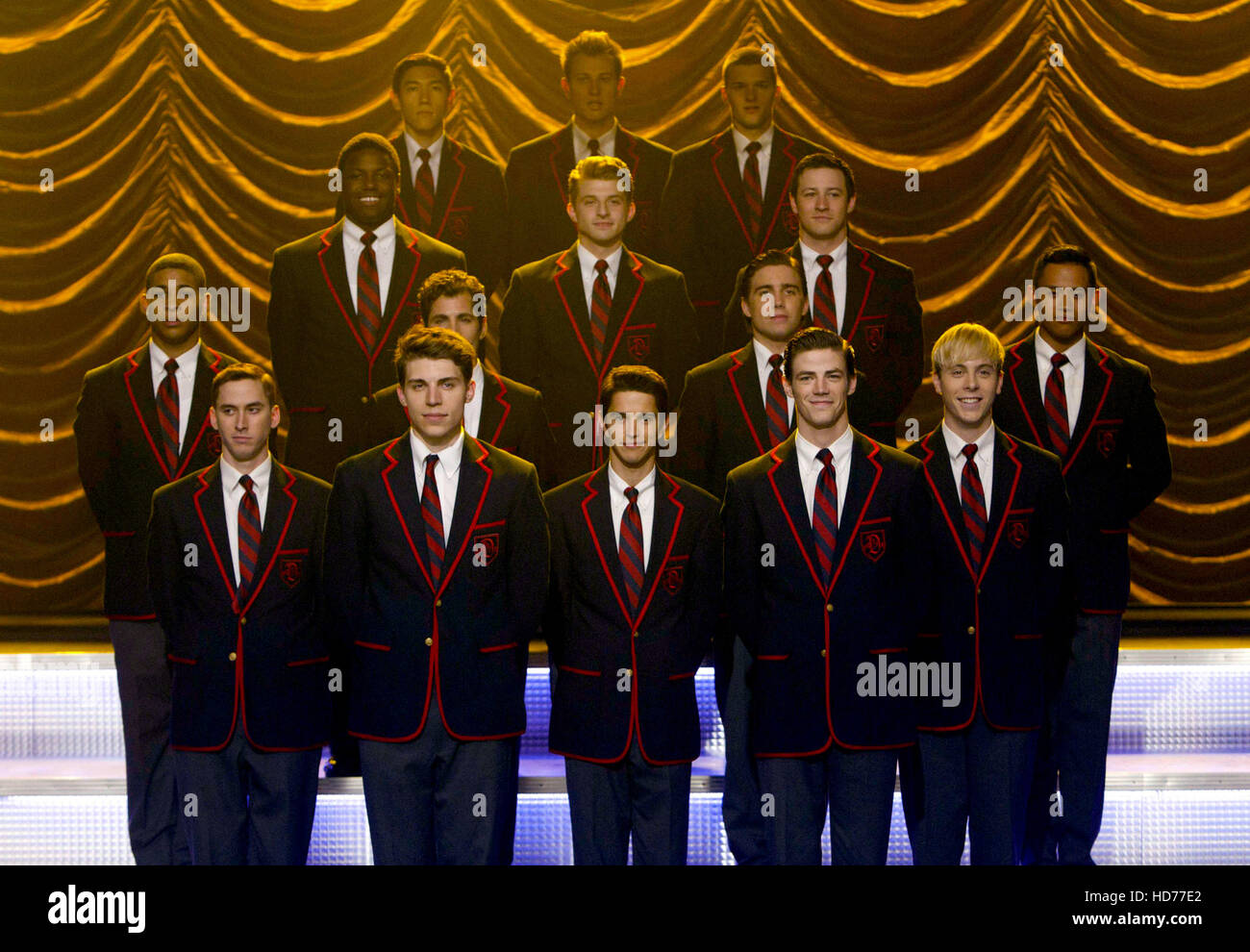GLEE, The Warblers (front right: Riker Lynch) in 'Thanksgiving' (Season ...