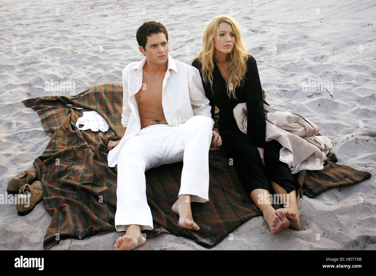 Blake Lively And Penn Badgley Beach