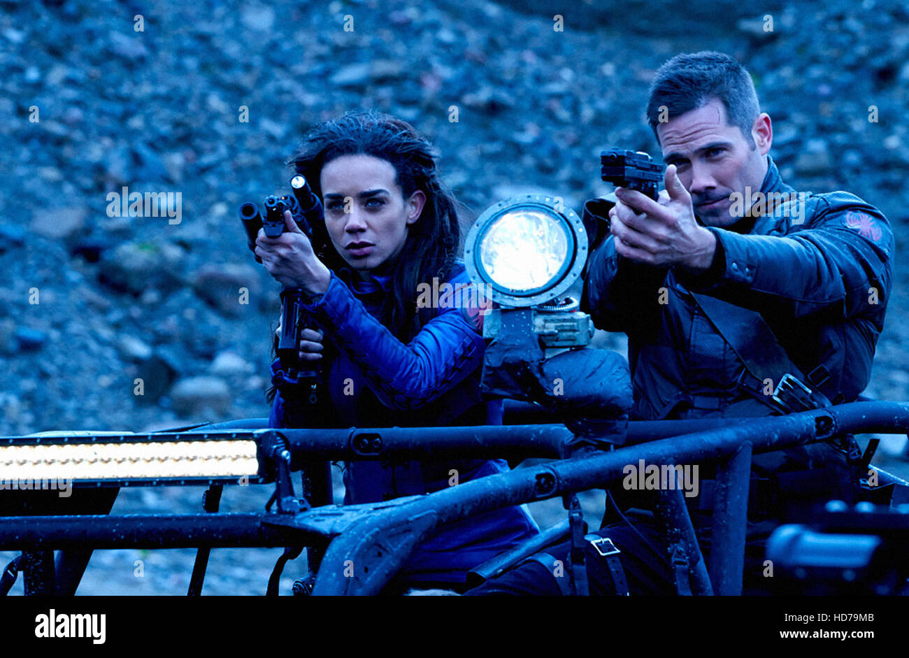 KILLJOYS, l-r: Hannah John-Kamen, Luke MacFarlane in 'Shaft' (Season 2 ...