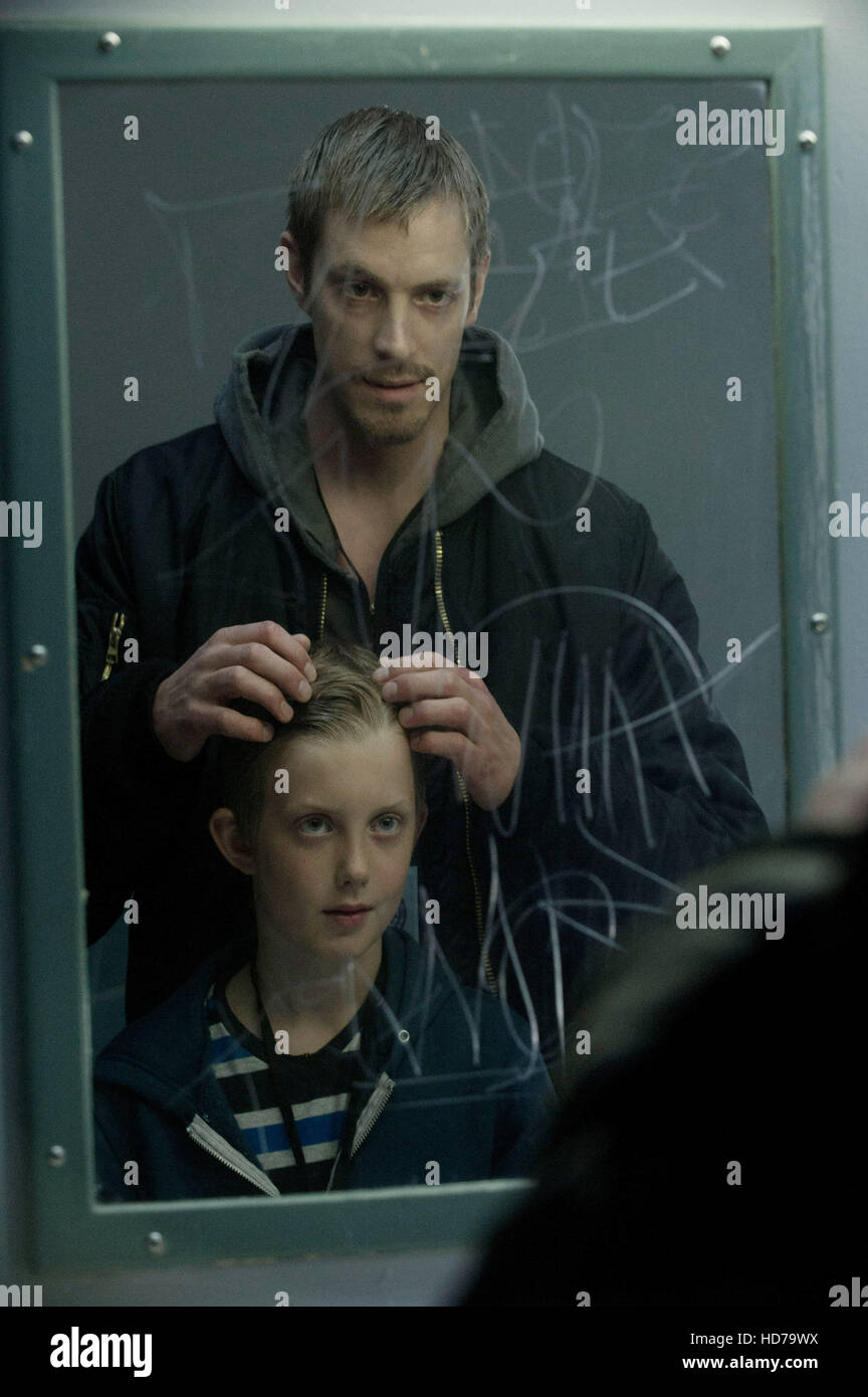THE KILLING, (from left): Rowan Longworth, Joel Kinnaman, 'Six Minutes ...