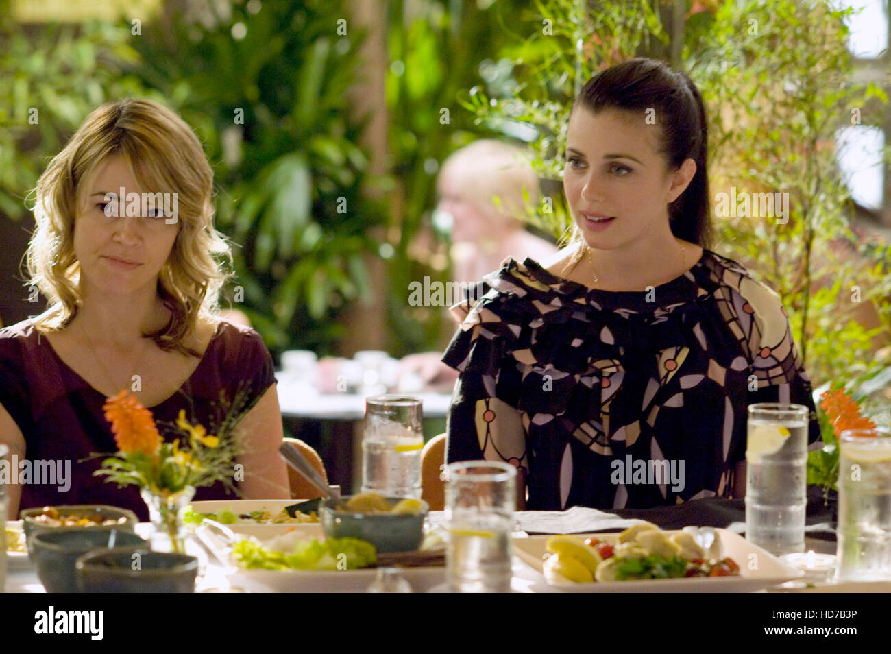 THE L WORD, (from left): Leisha Hailey, Mia Kirshner, 'Leaving Los ...
