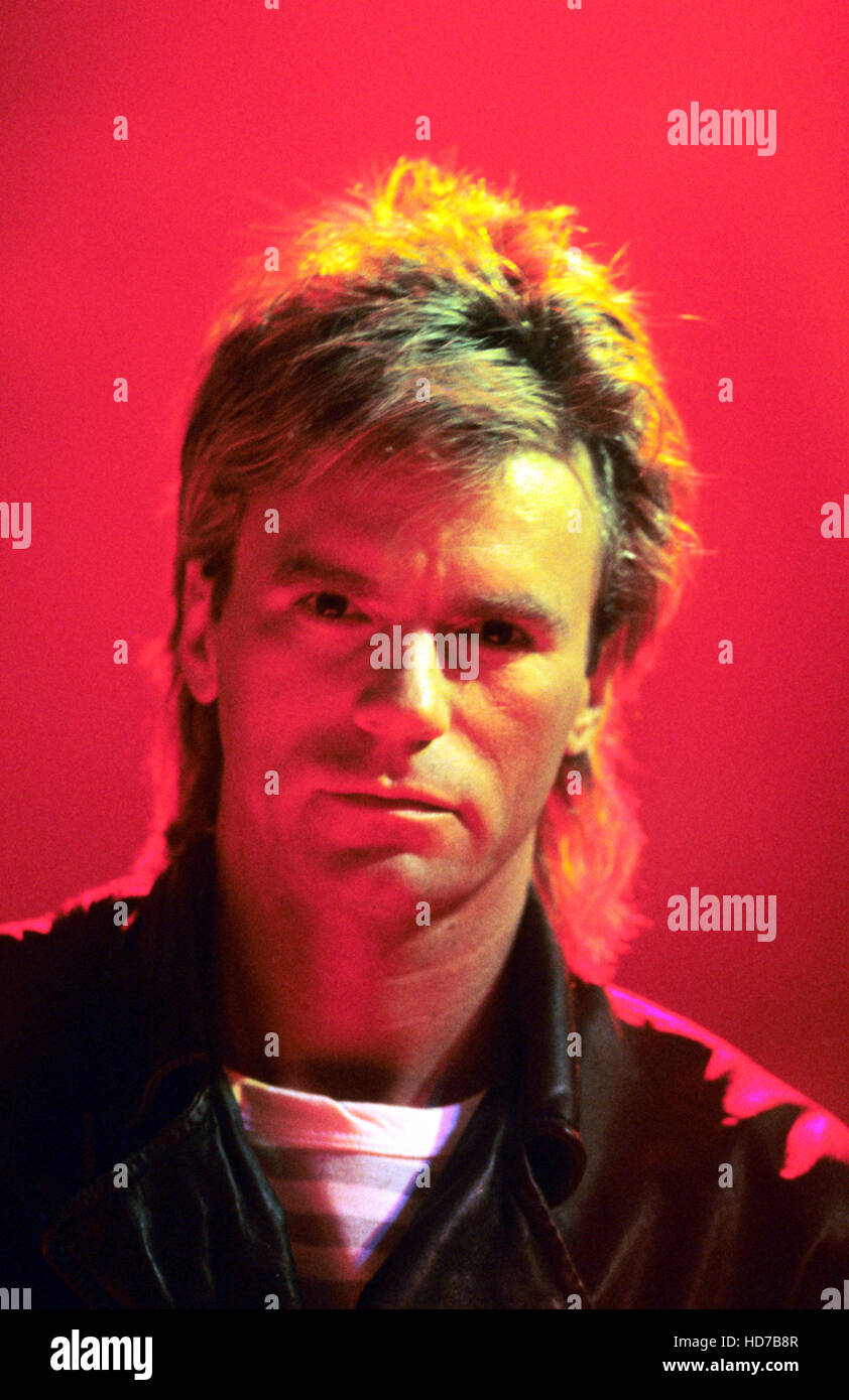 MACGYVER, Richard Dean Anderson, 1985-92. © Paramount Television ...