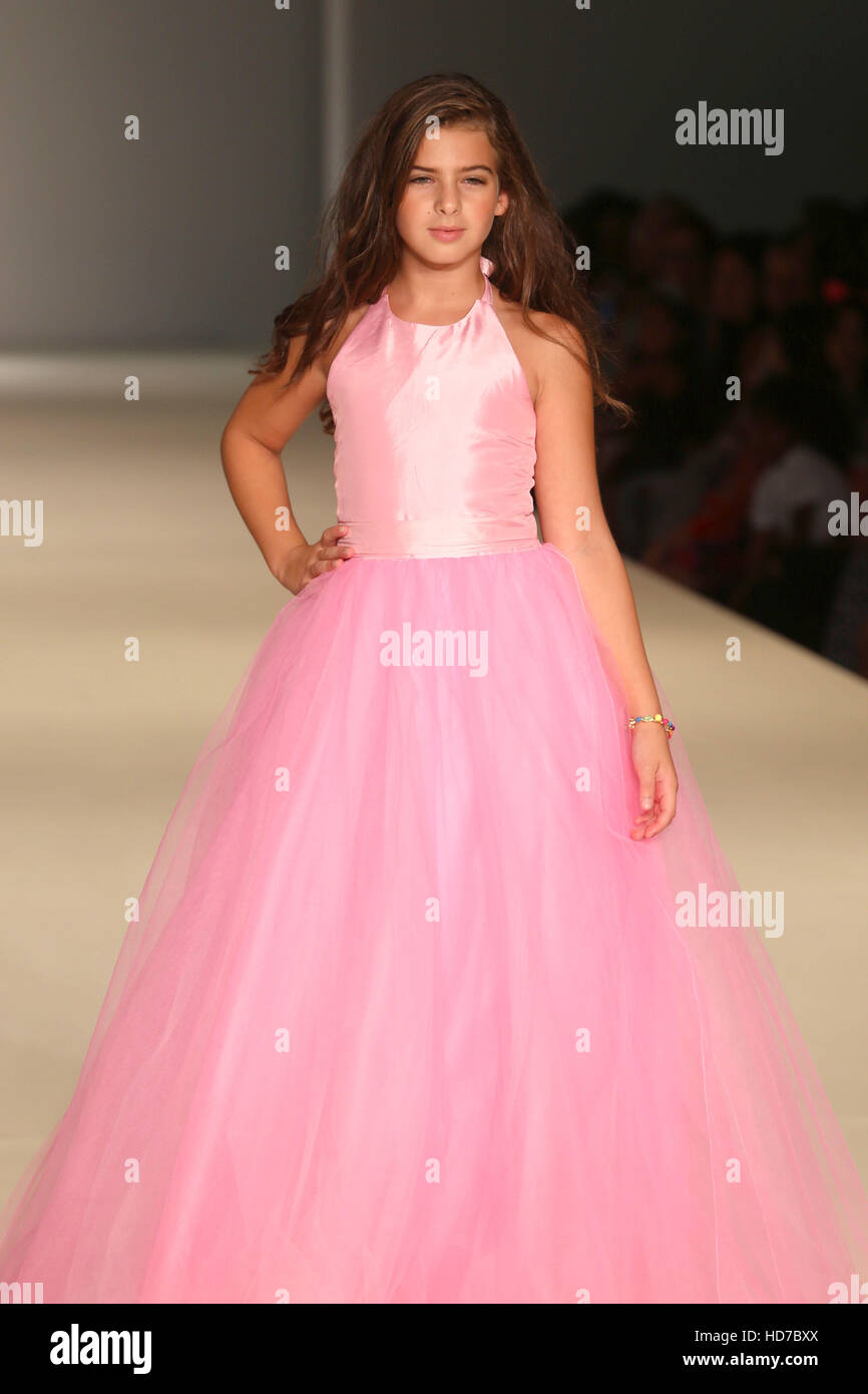 Style Fashion Week 2016 - Janay Deann - Runway Featuring: Model Where ...