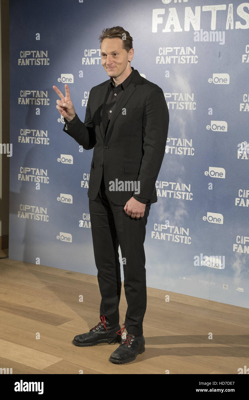 Matt Ross attending a photocall for 'Captain Fantastic' at the Hotel ...