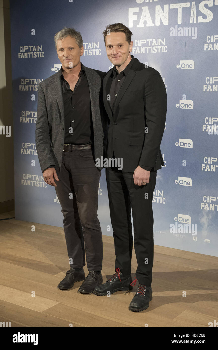 Viggo Mortensen (left) and Matt Ross attending a photocall for 'Captain ...
