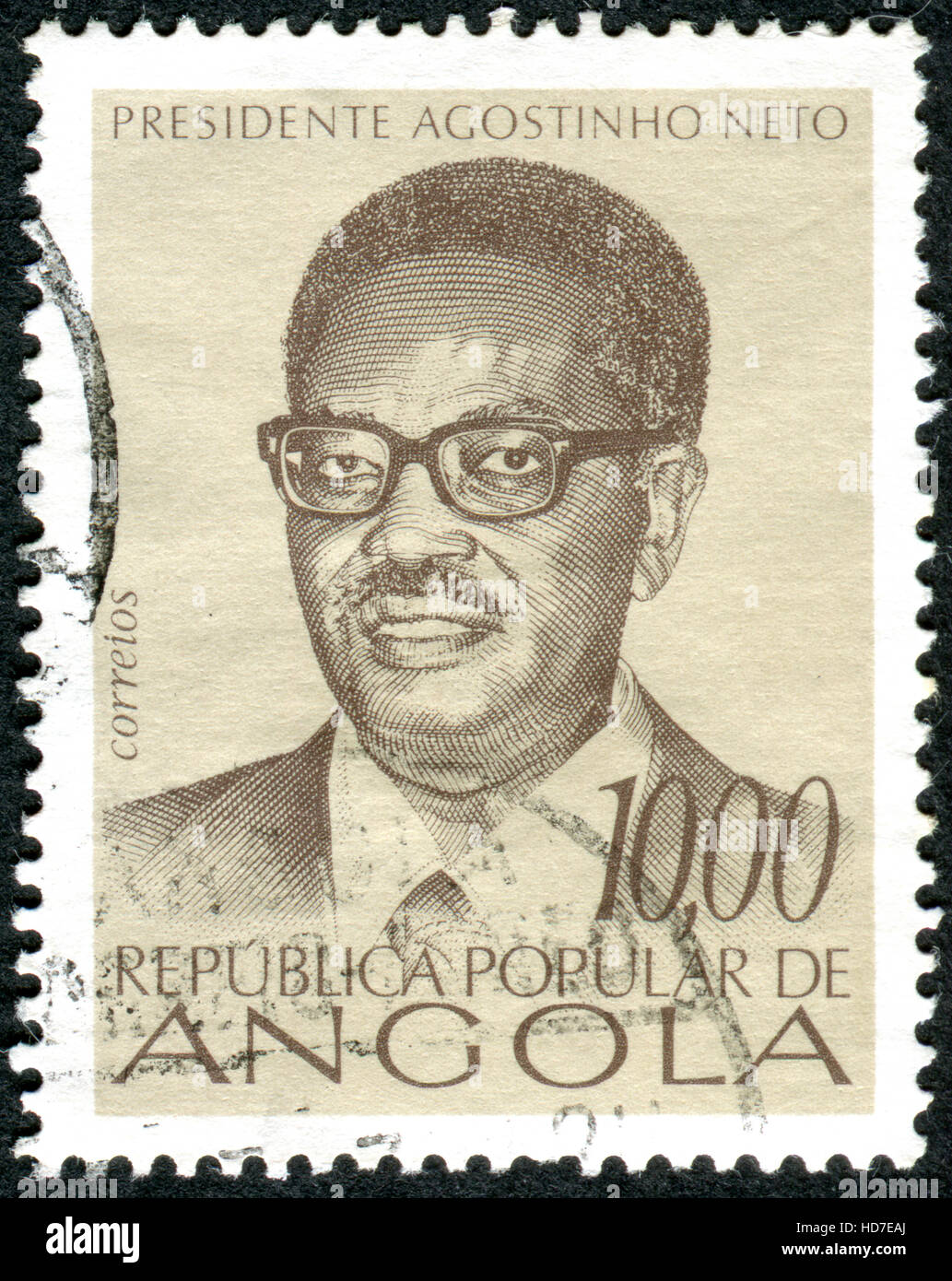 Postage stamp angola hi-res stock photography and images - Alamy