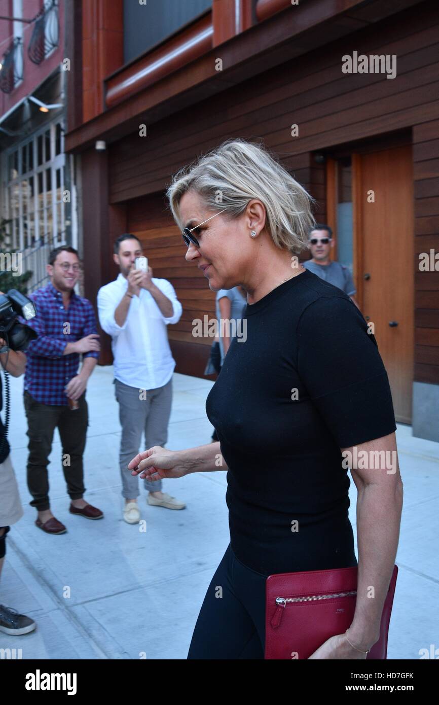 Yolander Foster visits her daughter Featuring: Yolanda Foster Where ...