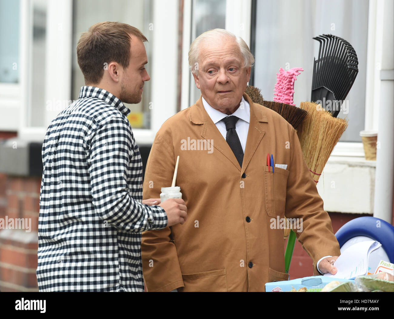 Cast of open all hours hi-res stock photography and images - Alamy