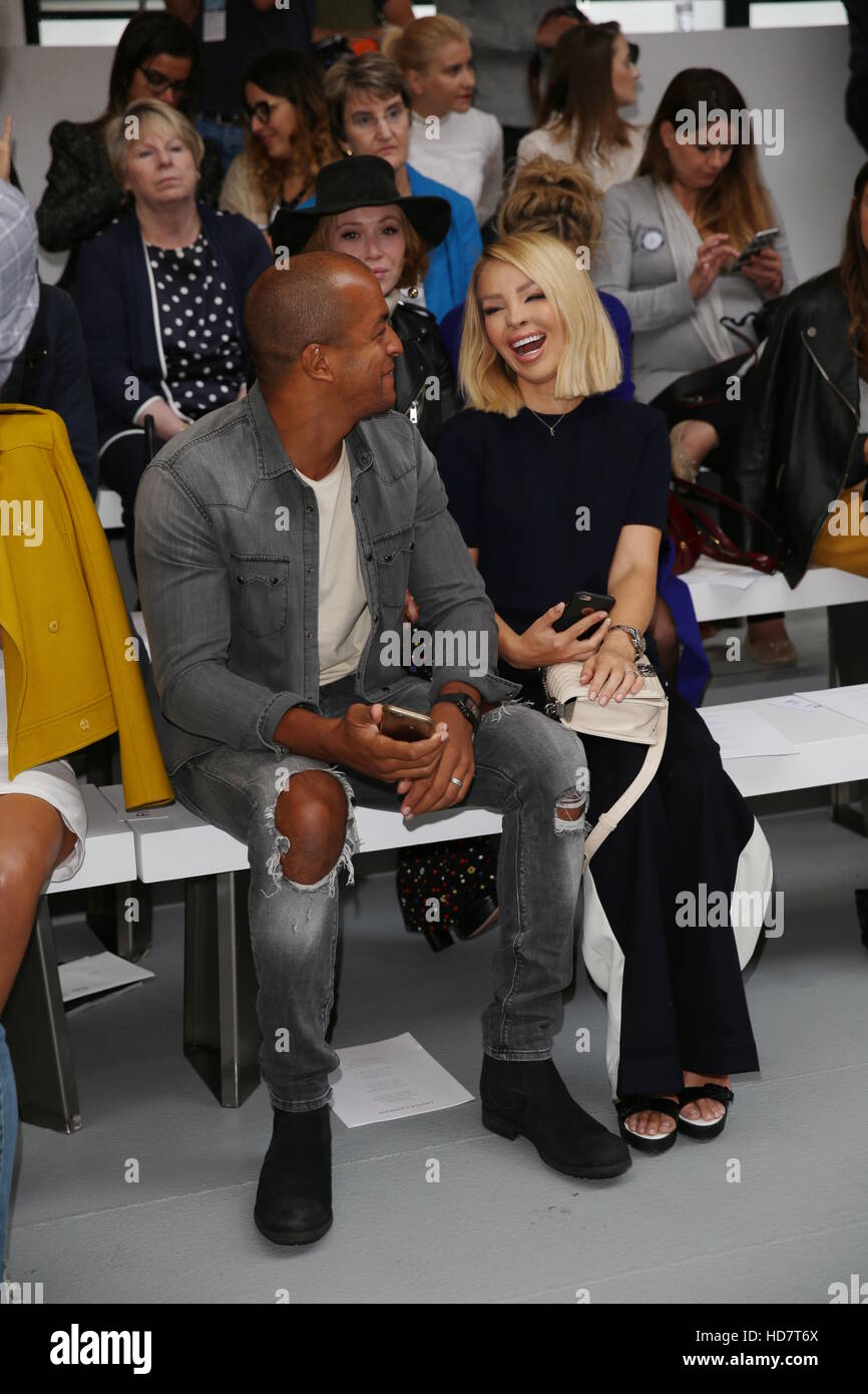 Richard james sutton katie piper hi-res stock photography and images ...