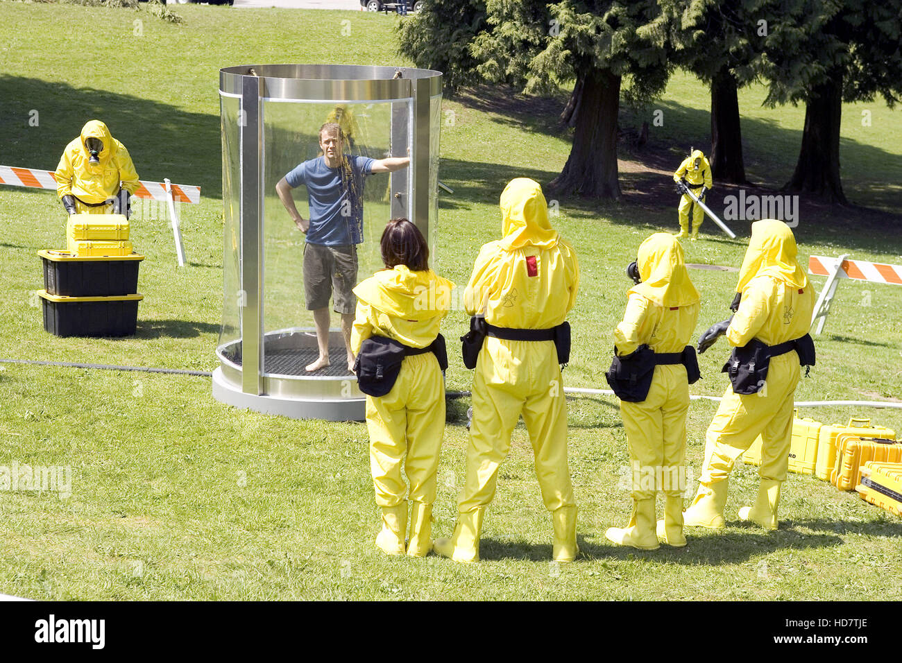 EUREKA, Colin Ferguson (center), 'Noches de Suenos', (Season 2, aired ...
