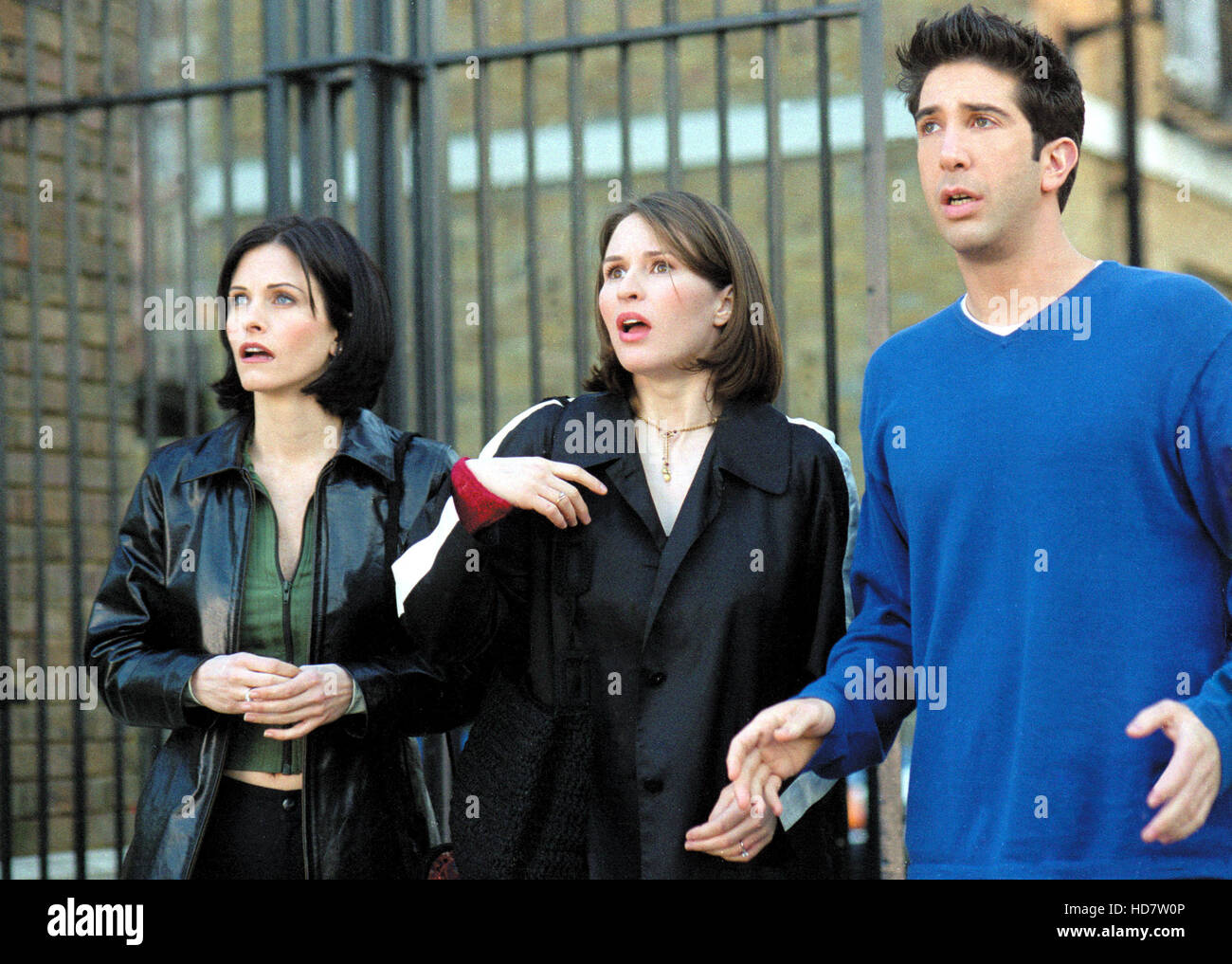 FRIENDS, Courteney Cox, Helen Baxendale, David Schwimmer, 'The One With ...