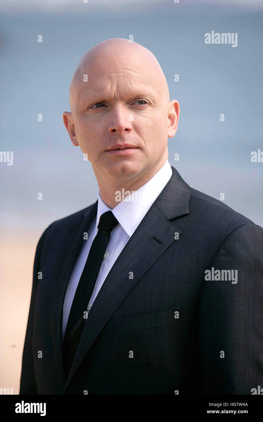 FRINGE, Michael Cerveris, ' There's More Than One of Everything ...