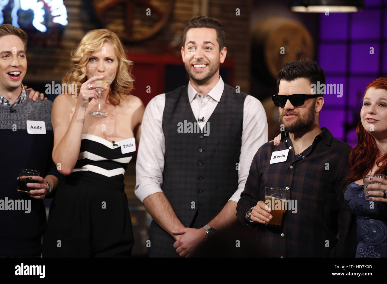 GEEKS WHO DRINK, (from left): Andy, Tricia Helfer, Zachary Levi, Kevin ...