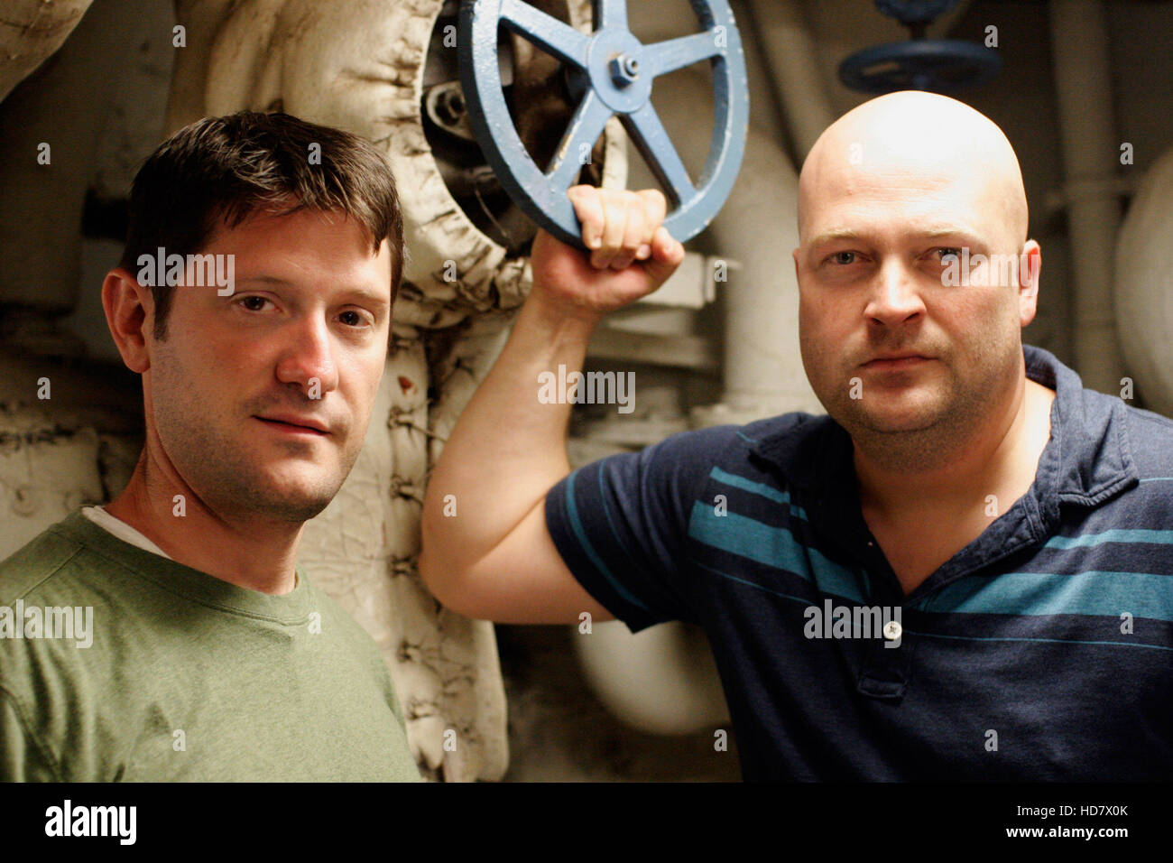 GHOST HUNTERS, Grant Wilson, Jason Hawes 'USS Lexington', (Season 3, ep ...