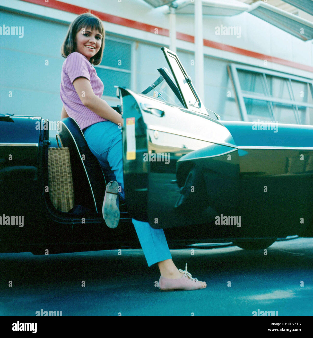 GIDGET, Sally Field, 1965-1966 Stock Photo - Alamy GIDGET, Sally Field, 1965-1966 Stock Photo - Alamy