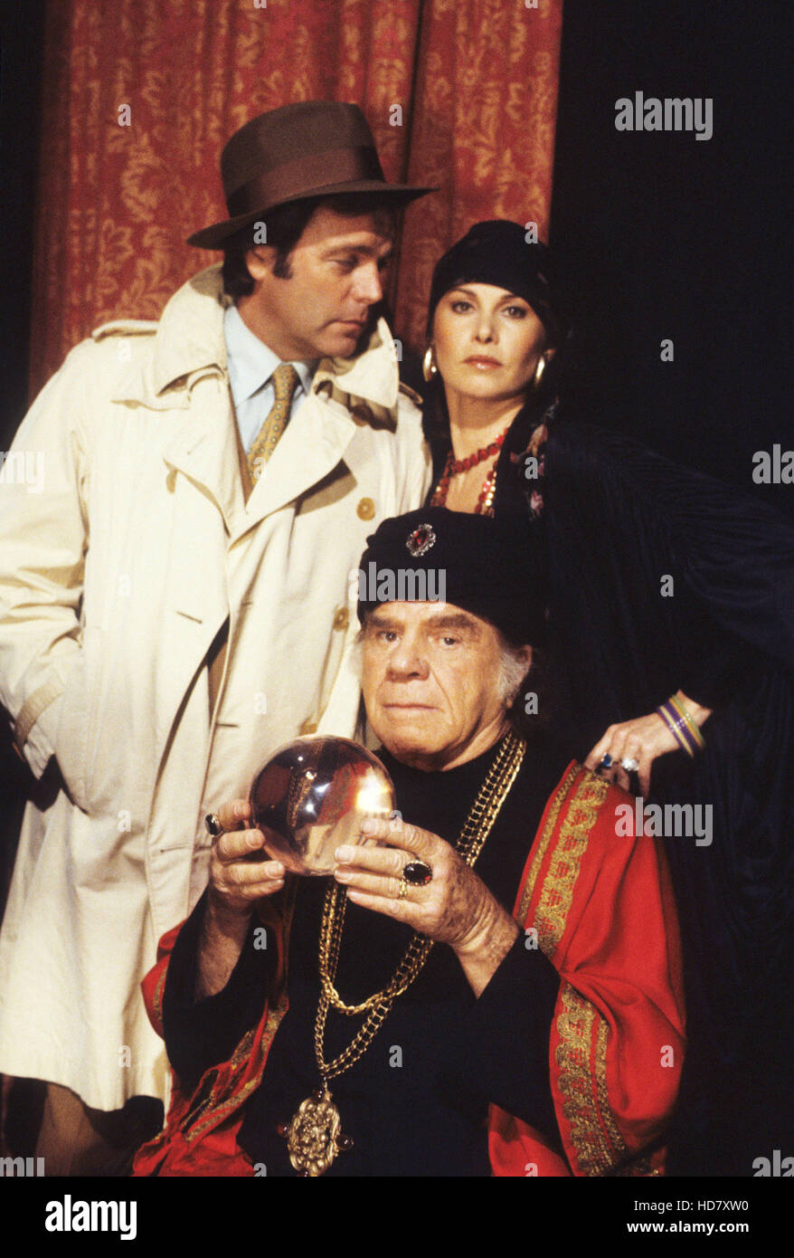 HART TO HART, (clockwise from left): Robert Wagner, Stefanie Powers ...