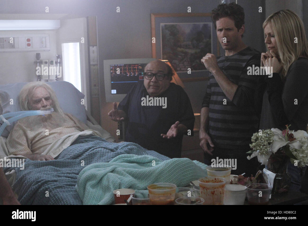IT'S ALWAYS SUNNY IN PHILADELPHIA, (from left): Tom Bower, Danny Devito ...