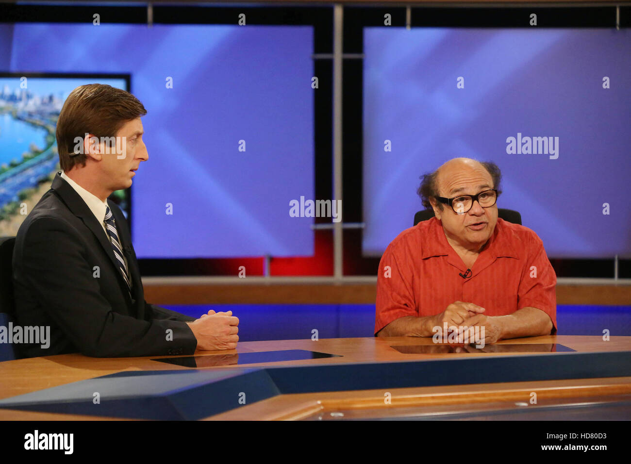 IT'S ALWAYS SUNNY IN PHILADELPHIA, (from left): Bob Wiltfong, Danny ...