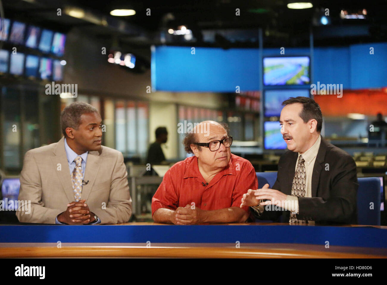 IT'S ALWAYS SUNNY IN PHILADELPHIA, (from left): Karl T. Wright, Danny ...