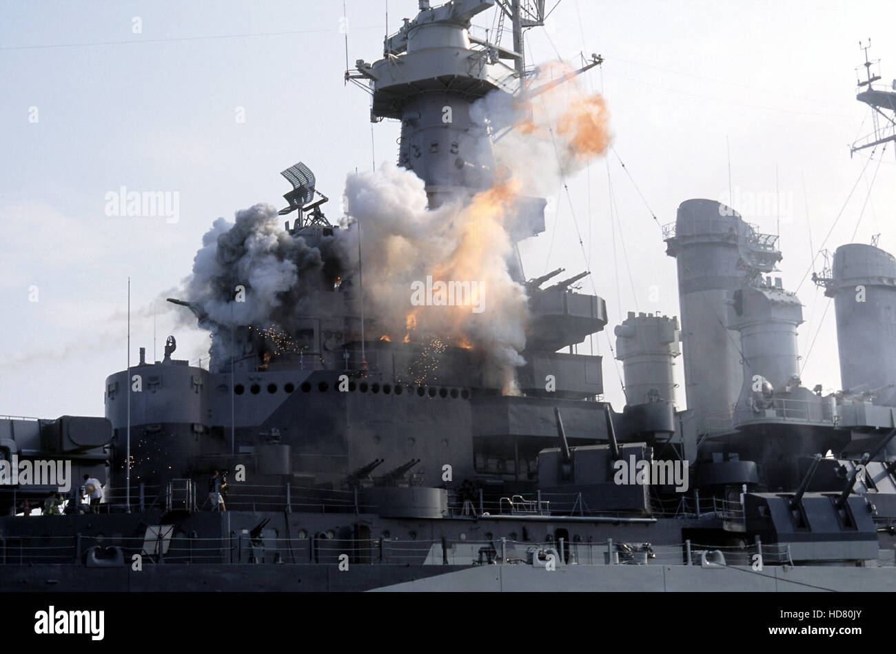 JAMES CAMERON'S EXPEDITION: BISMARCK, (re-enactment), 2002, © Discovery ...