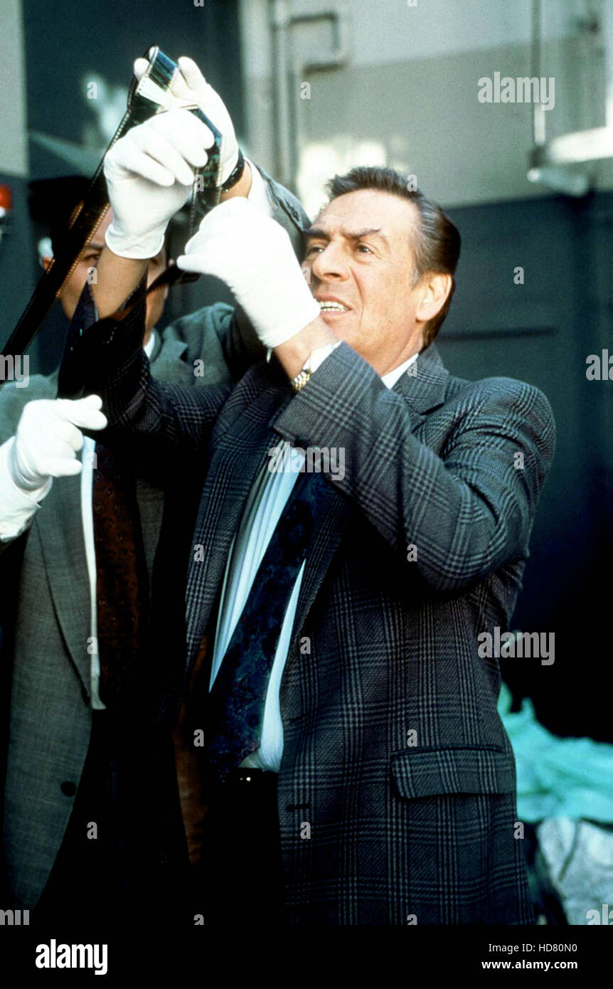 LAW AND ORDER, Jerry Orbach, 1990-2010. © NBC / Courtesy: Everett ...