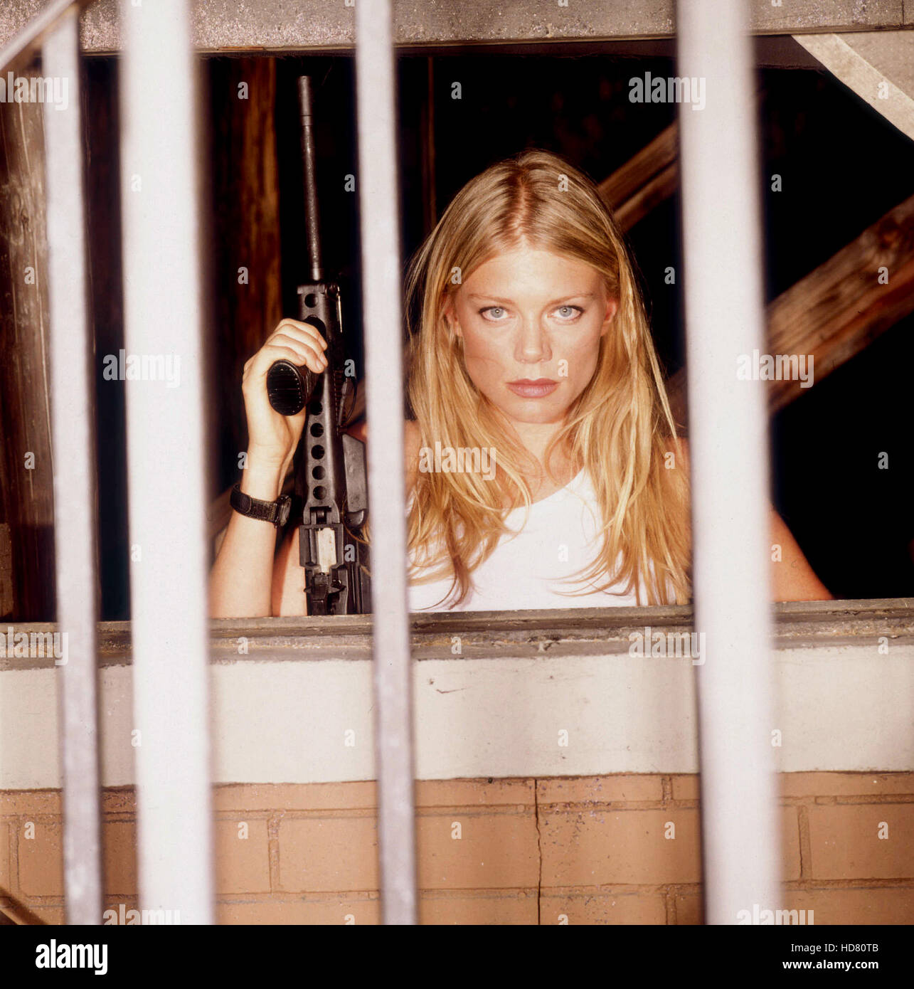 LA FEMME NIKITA, Peta Wilson, 1997-2001. (c) Warner Bros./ Courtesy ...