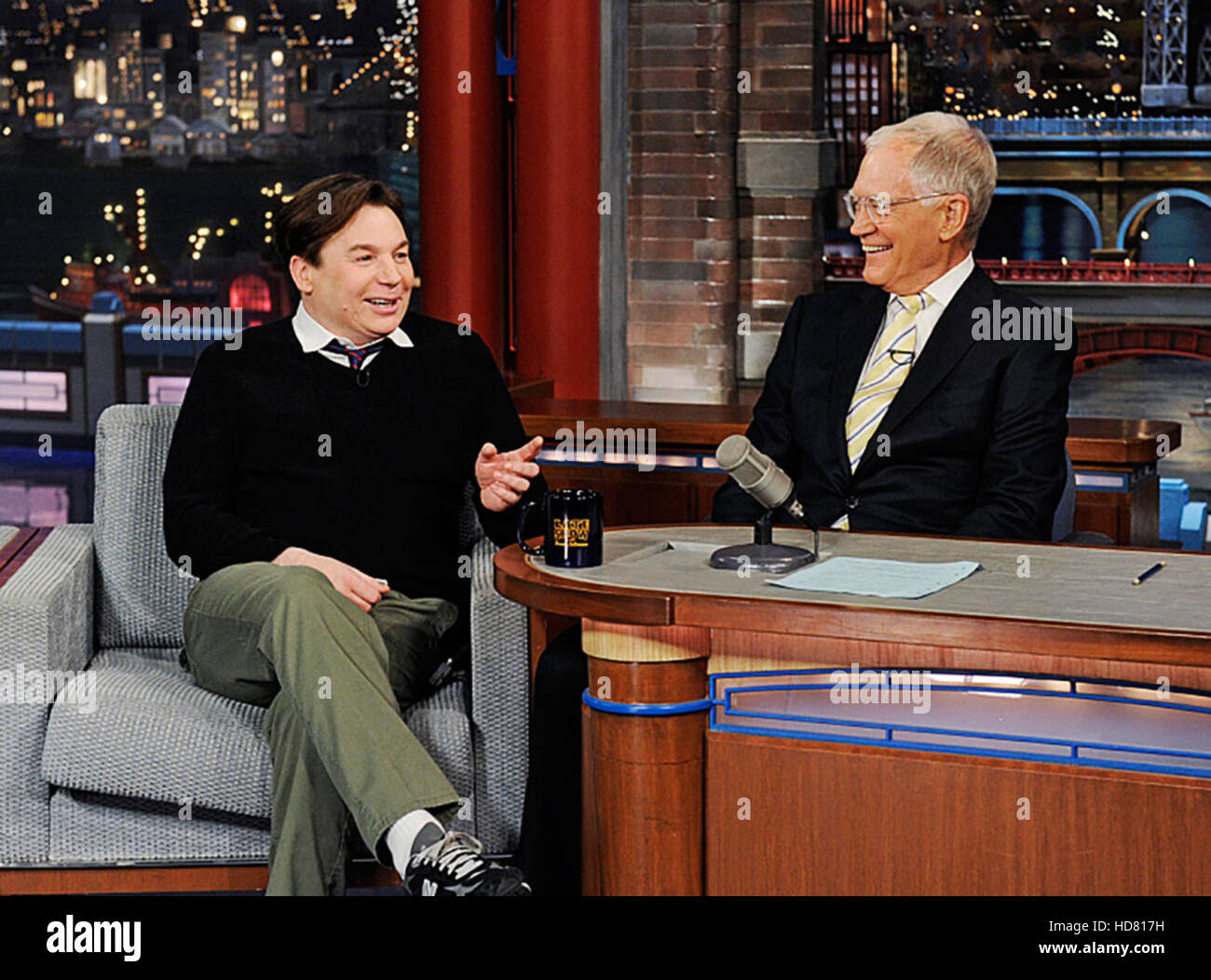 LATE SHOW WITH DAVID LETTERMAN, l-r: Mike Myers, David Letterman ...