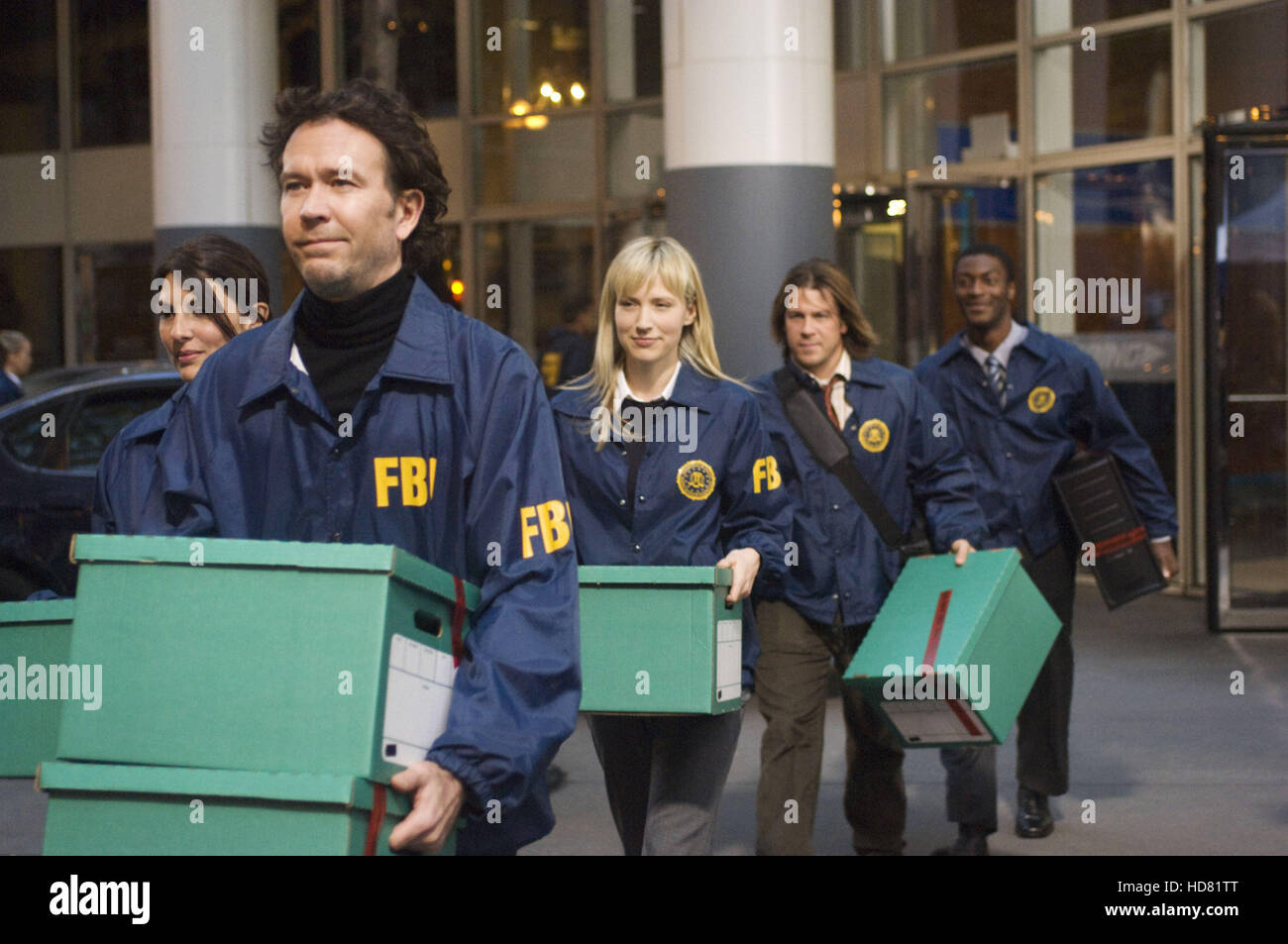 LEVERAGE, (from left): Gina Bellman, Timothy Hutton, Beth Riesgraf ...