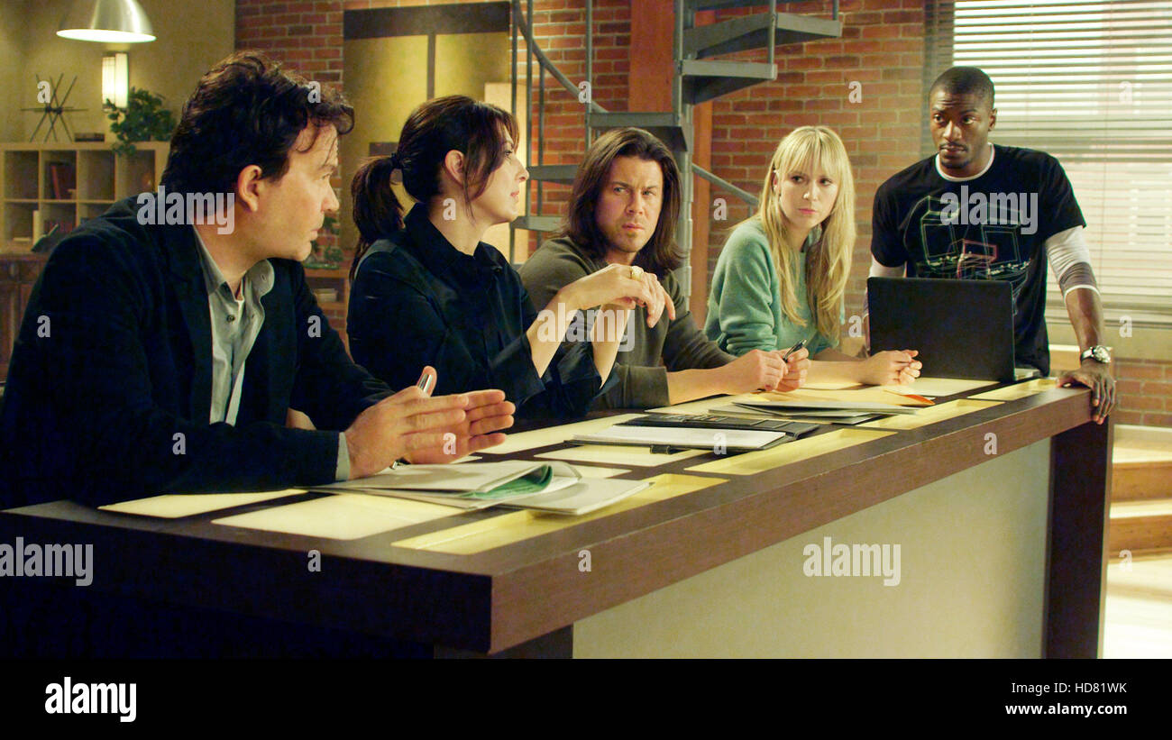 LEVERAGE, (front, from left): Timothy Hutton, Gina Bellman, Christian ... LEVERAGE, (front, from left): Timothy Hutton, Gina Bellman, Christian ...