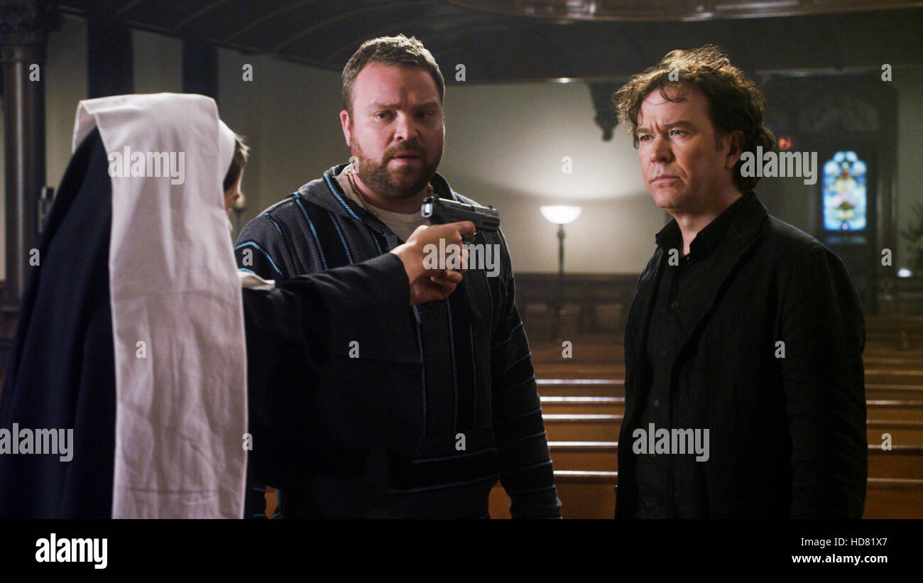 LEVERAGE, (from left): Sofia Pernas, Drew Powell, Timothy Hutton, 'The ...