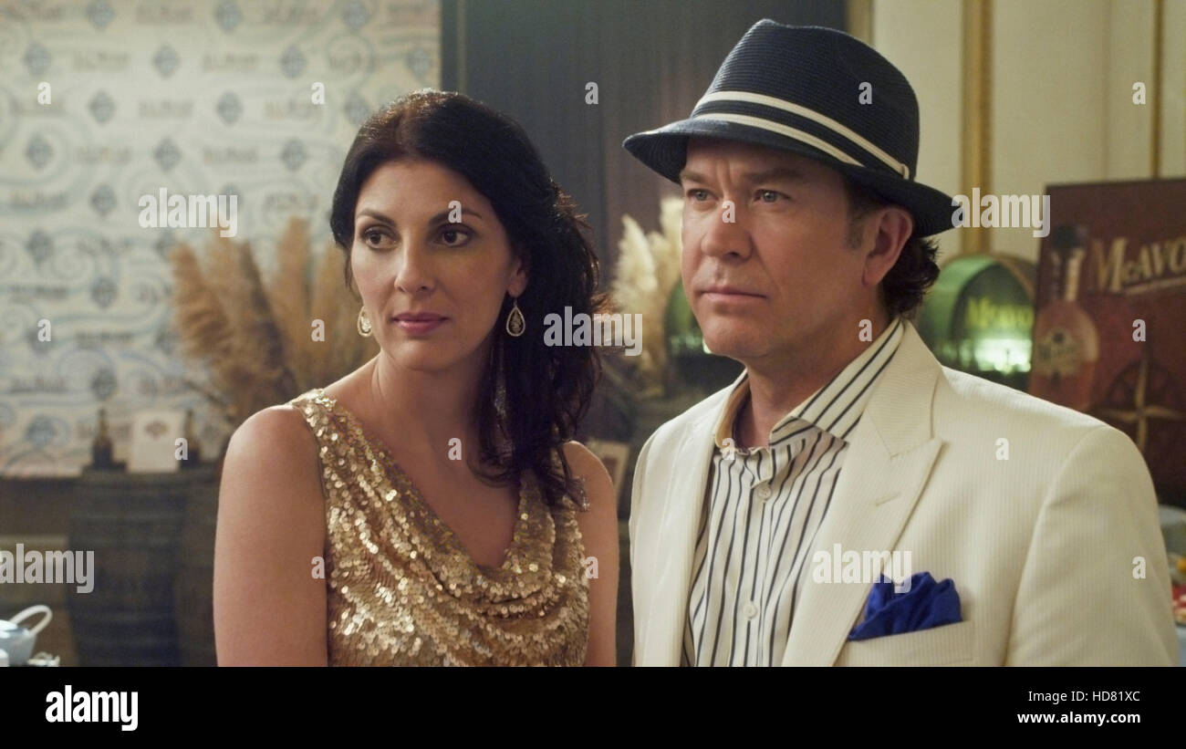 LEVERAGE, (from left): Gina Bellman, Timothy Hutton, 'The Lonely Hearts ...