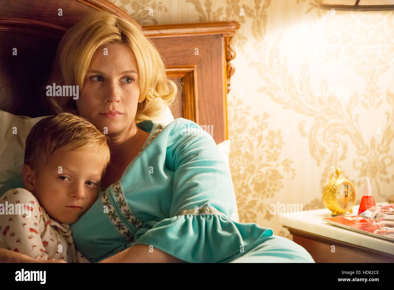 MAD MEN, (from left): Evan/Ryder Londo, January Jones, 'Field Trip ...