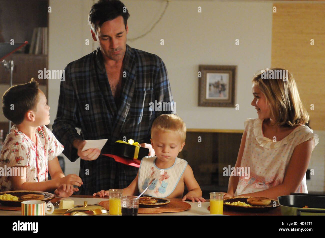 MAD MEN, (from left): Mason Vale Cotton, Jon Hamm, Evan/Ryder Londo ...