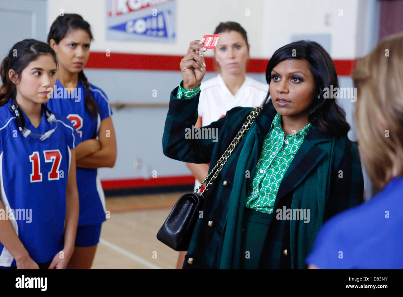 THE MINDY PROJECT, Kara Crane (left), Mindy Kaling (right) in 'Teen ...
