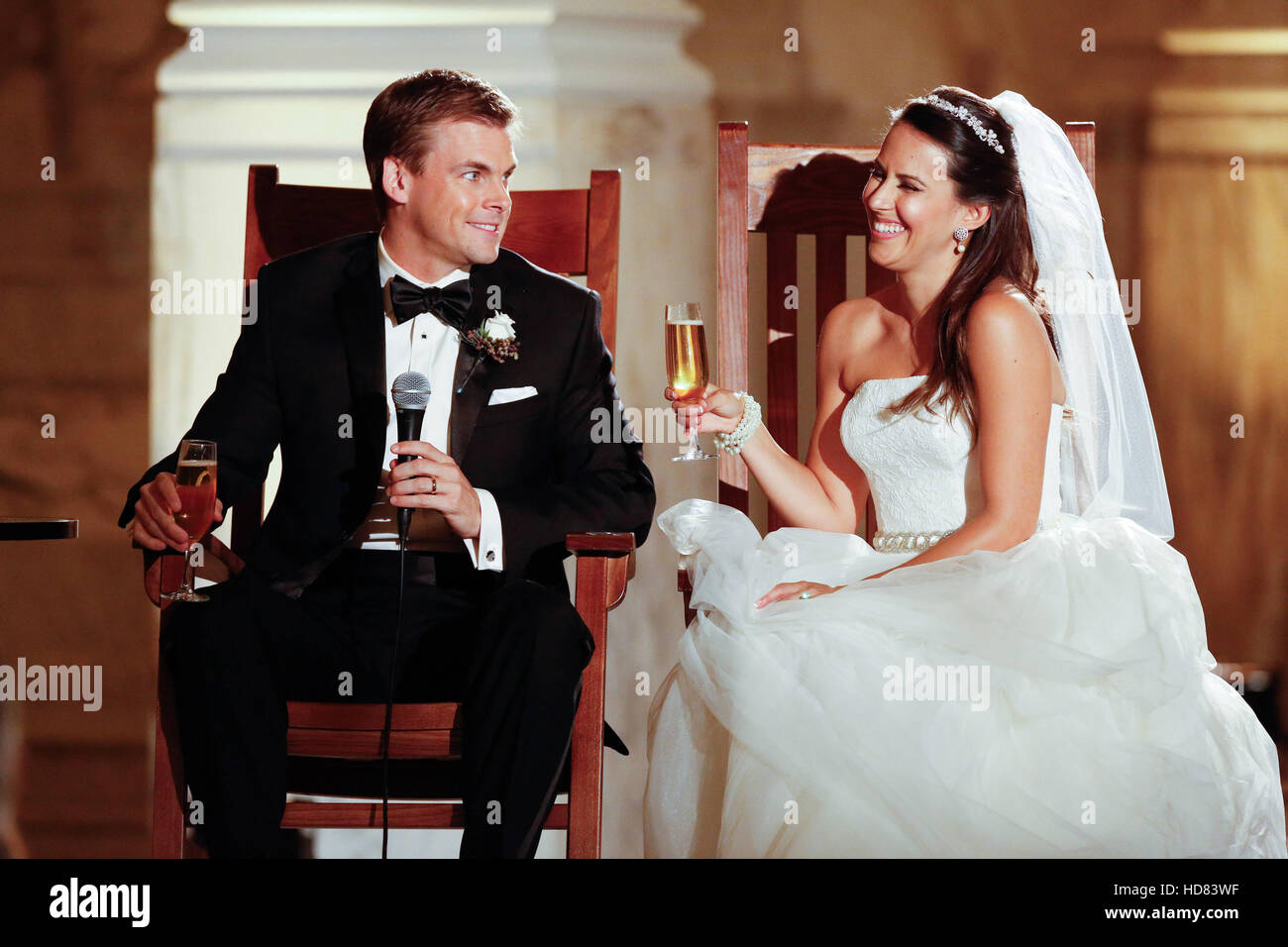 THE MINDY PROJECT, l-r: Tommy Dewey, Michelle Rose in 'Wedding Crushers ...