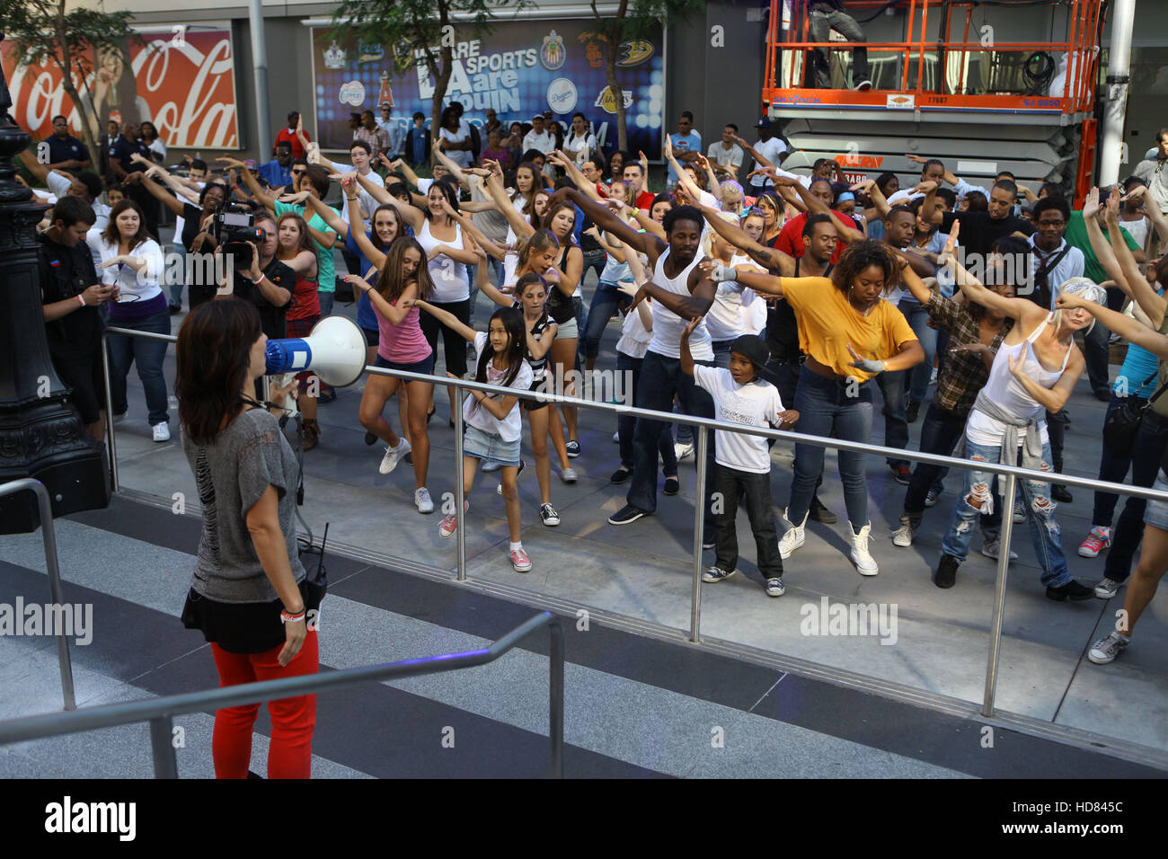 MOBBED, left: Tabitha D'umo in 'You're Fired' (Season 1, Episode 11 ...