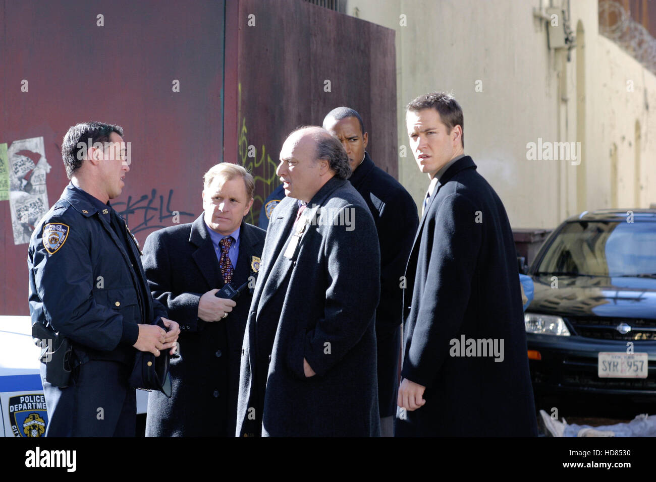 NYPD BLUE, (I Kid You Not), Anthony Mangano, Gordon Clapp, Dennis Franz ...