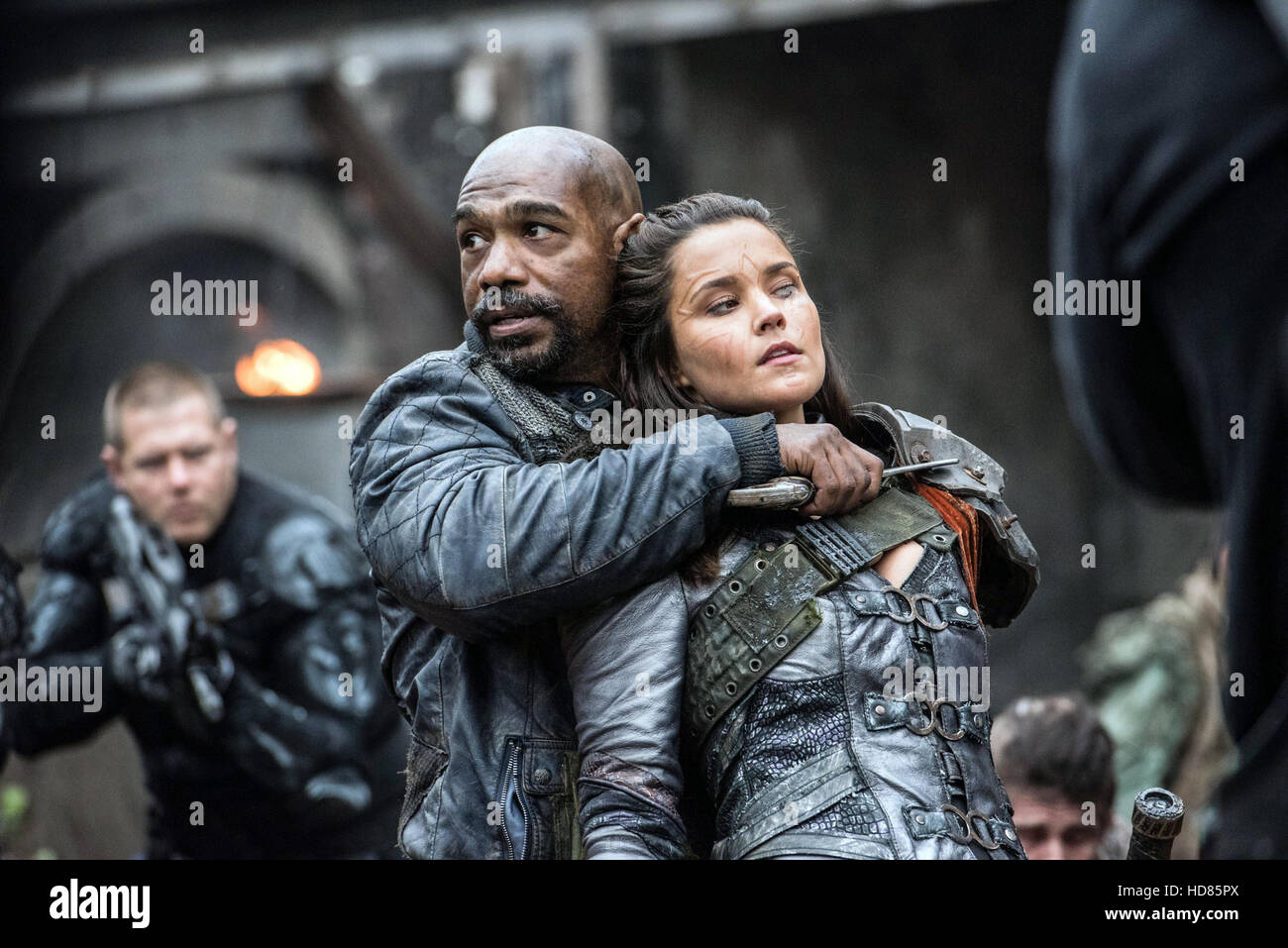 THE 100, l-r: Michael Beach, Rhiannon Fish in 'Join Or Die' (Season 3 ...