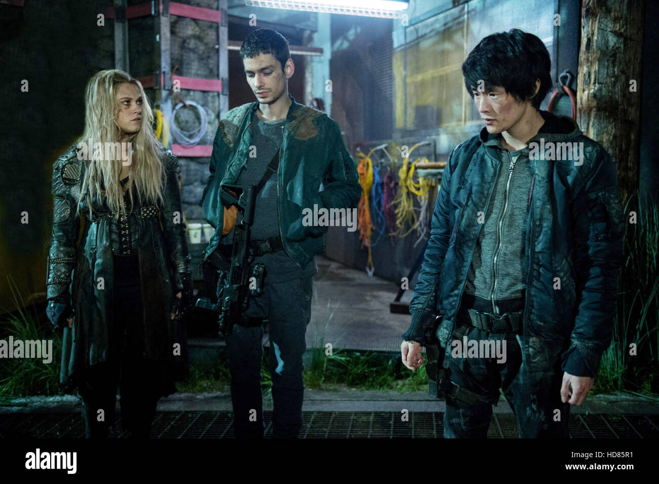 THE 100, l-r: Eliza Taylor, Devon Bostick, Chris Larkin in 'Demons ...