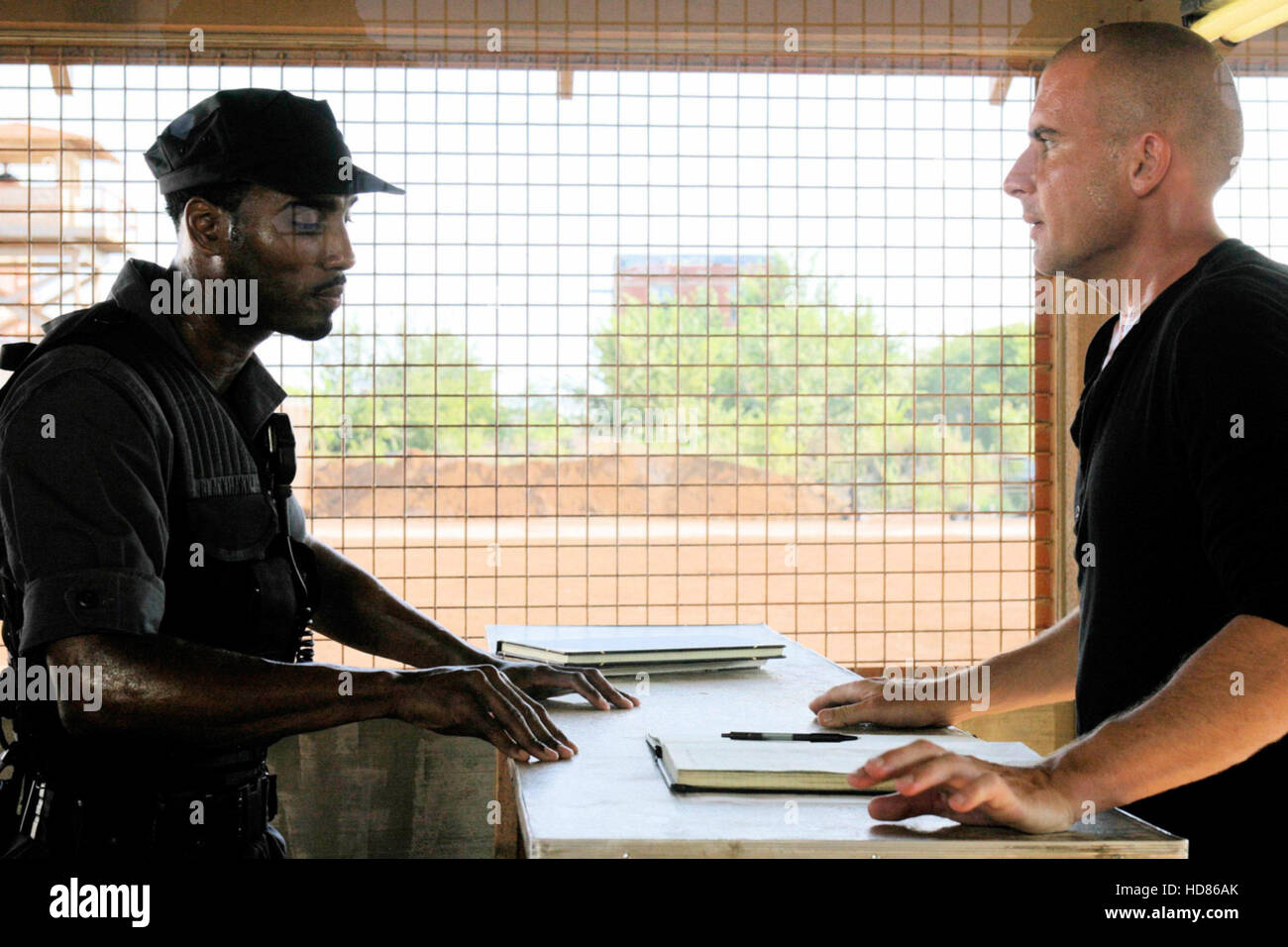 PRISON BREAK, Dominic Purcell (right), 'Orientacion', (Season 3, aired ...