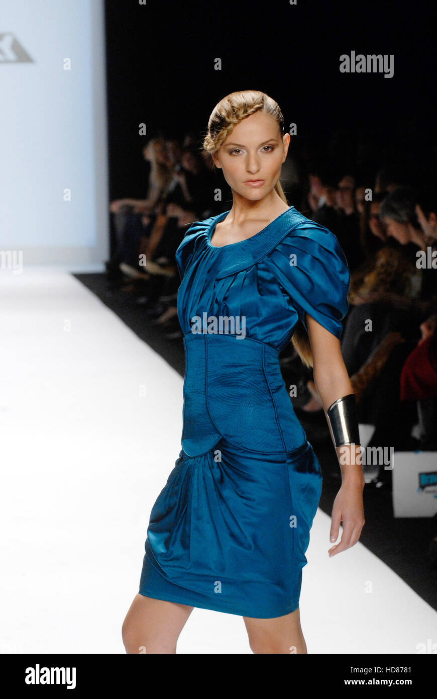 PROJECT RUNWAY, model wearing finalist Rami Kashou's design, 'Finale ...