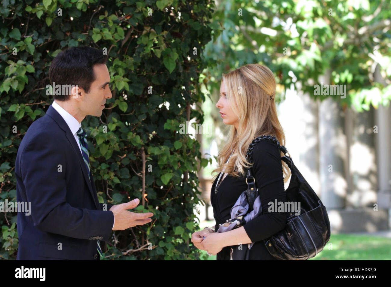 RINGER, (from left): Nestor Carbonell, Sarah Michelle Gellar, 'If You ...