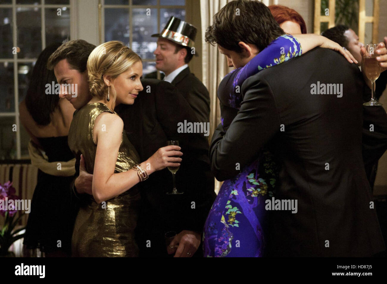 RINGER, (from left): Ioan Gruffudd, Sarah Michelle Gellar, Kris Polaha ...