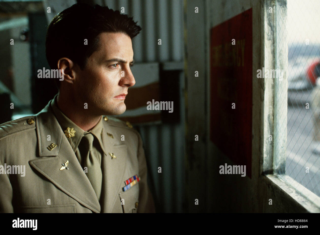 ROSWELL, Kyle MacLachlan, 1994, (c)Citadel Entertainment/courtesy ...